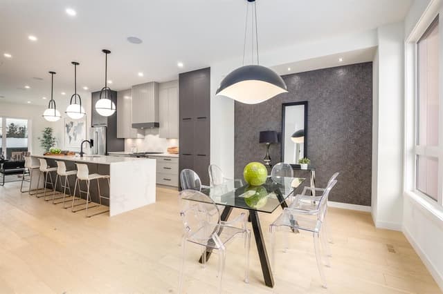 Silverpoint custom homes - calgary